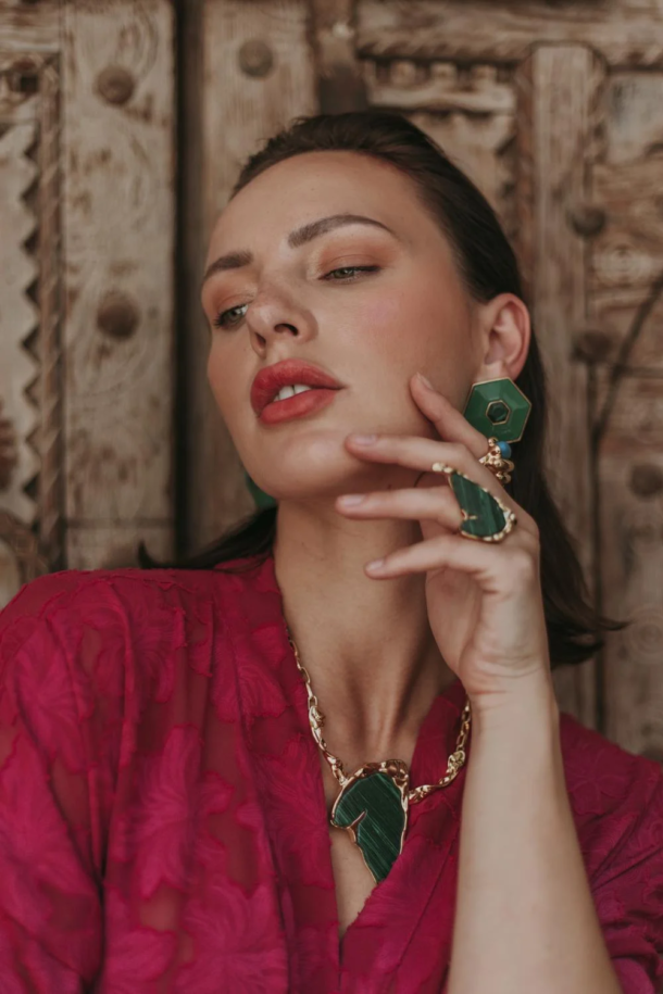 How to Unlock the Power of Statement Accessories in Fashion - NAZRA ...